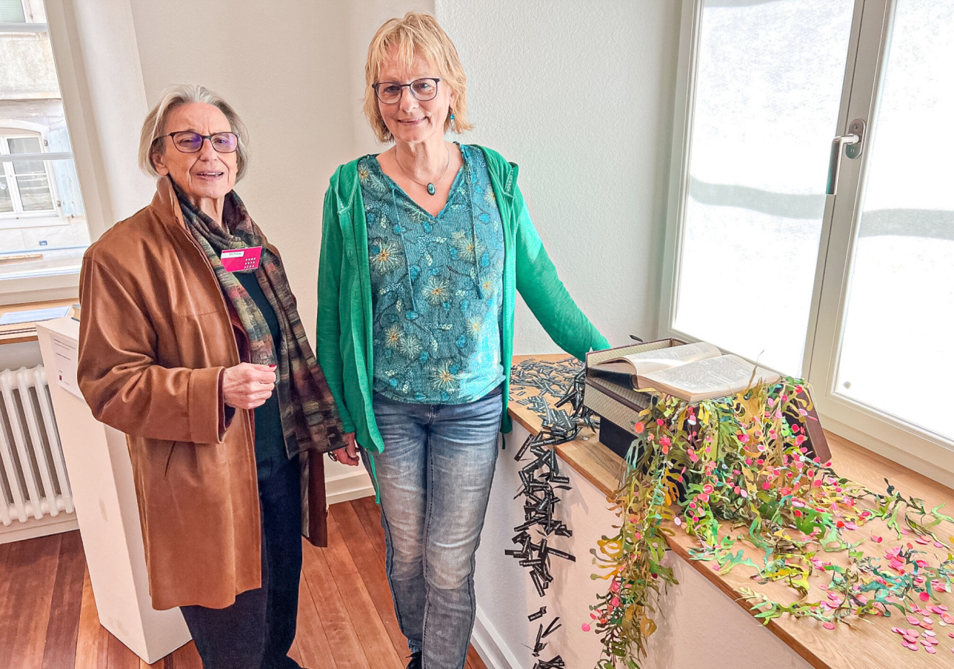 Elfi Thoma, Präsidentin SGBK, Sektion Basel, mit der Sissacher ...